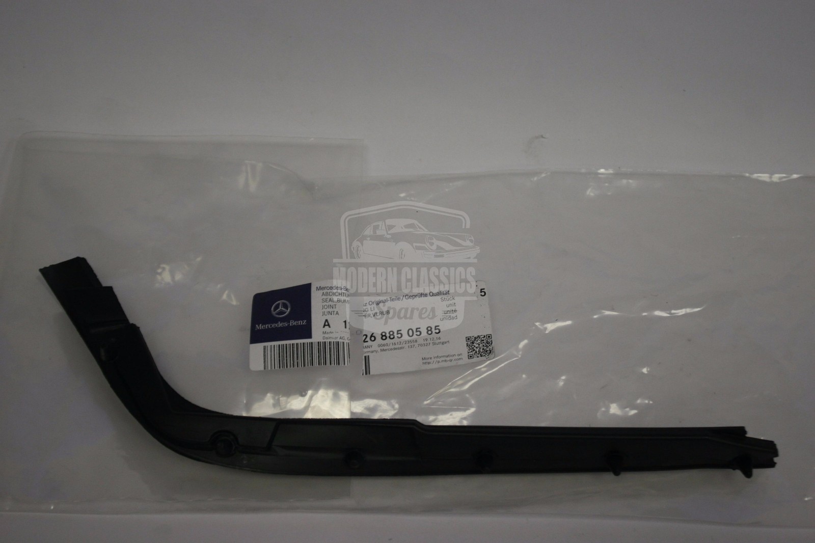 Genuine Mercedes W126 SEAL FRONT LEFT,BETWEEN BUMPER AND FENDER ...