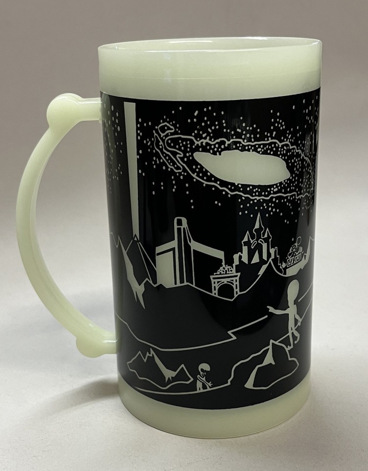 Alien UFO Area 51 Las Vegas Vintage Freezer Mug Glow In the Dark ...