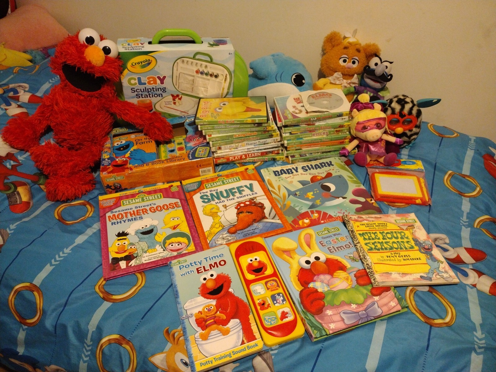 Kid's Sesame Street 20 DVD Lot with Lots of Extras Toy Lot Muppets ...