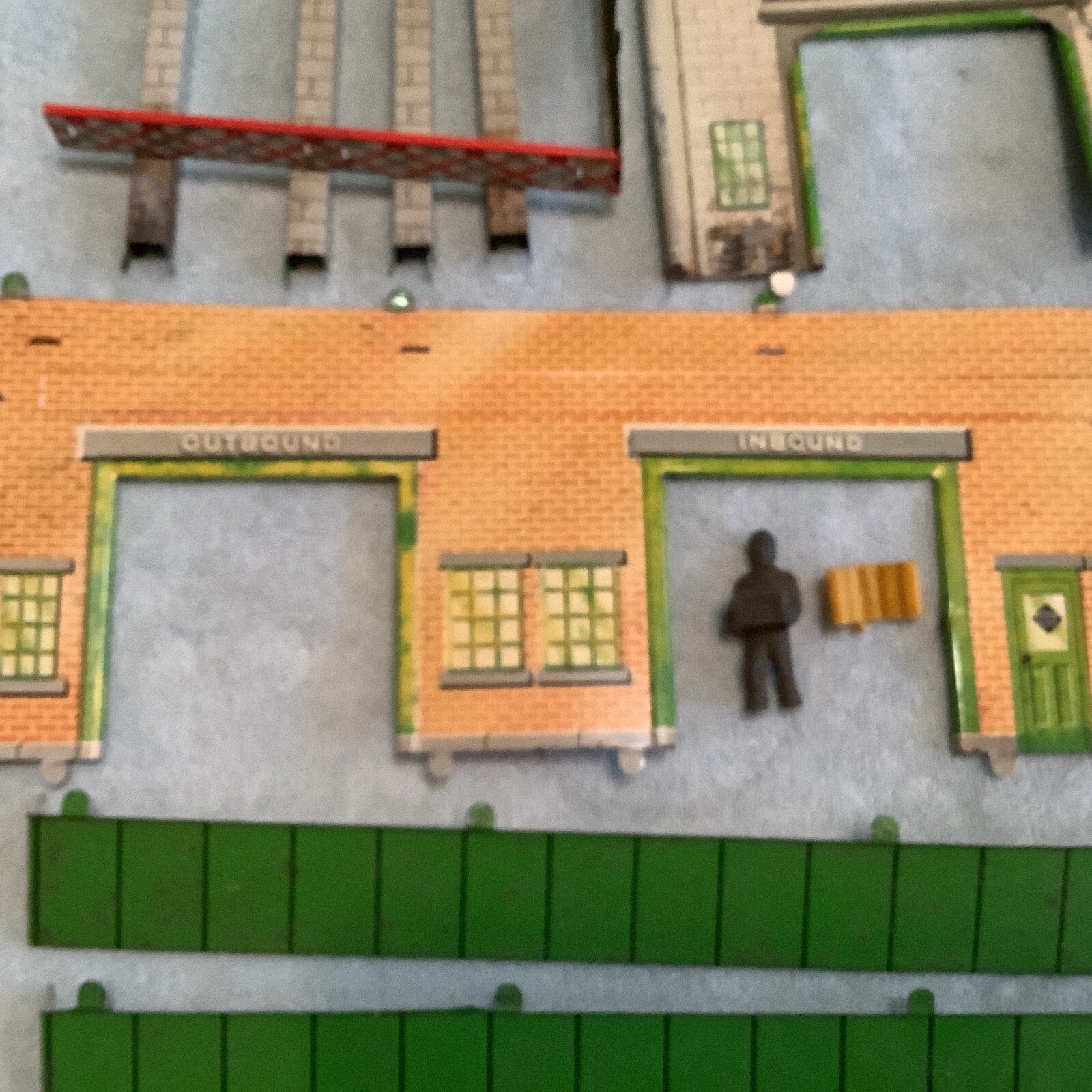 Marx Freight Terminal Tin Litho Train Station Toy Building Vintage ...