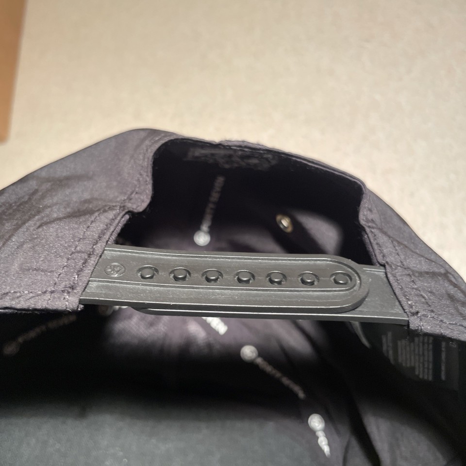 New York Rangers NHL '47 Brand Black Script Hitch Rope Adjustable ...