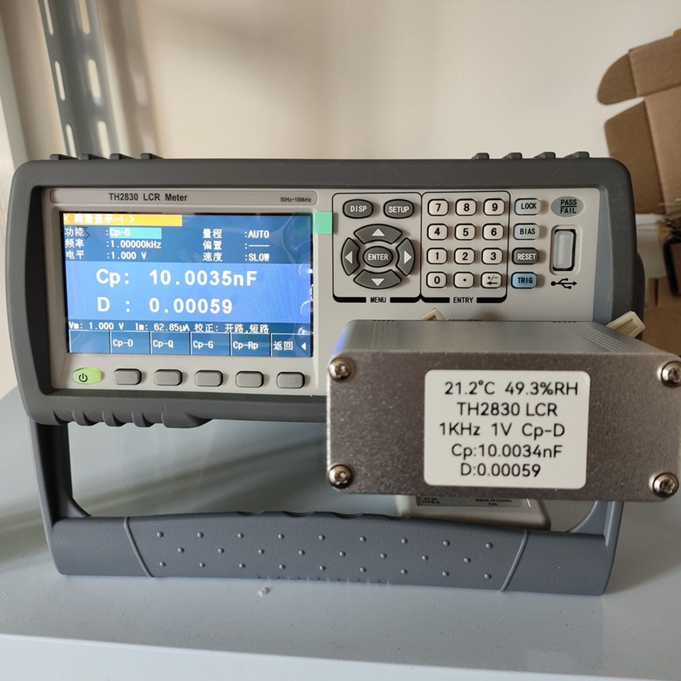 Standard Capacitor Calibration Kit for LCR Digital Bridges with BNC ...