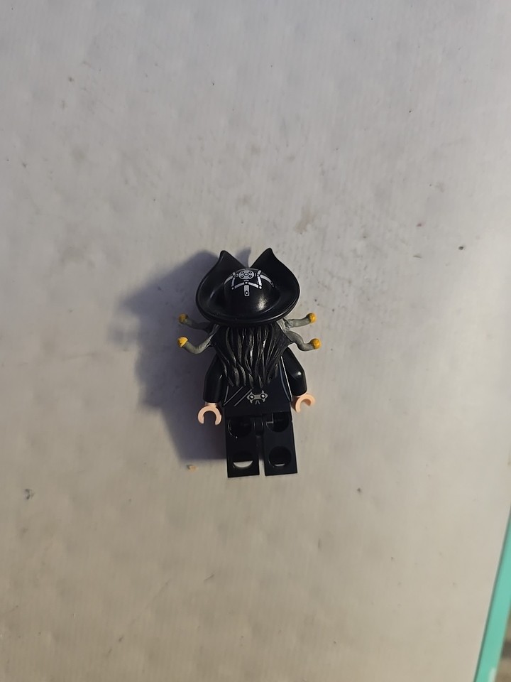LEGO Pirates Of The Caribbean Blackbeard Minifigure 4195 4192 | eBay