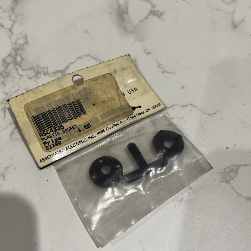 Team Associated Rc Part No. 4335 Plastic T-bar Pivot Sicket For All 12L ...