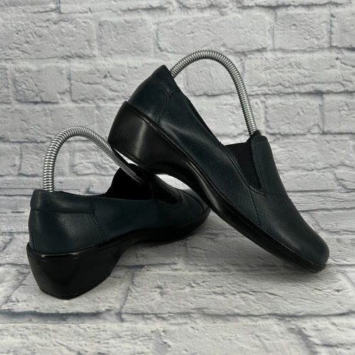 Clarks Marigold Women Sz 7 Comfort Leather Green Walking Wedge Loafer ...