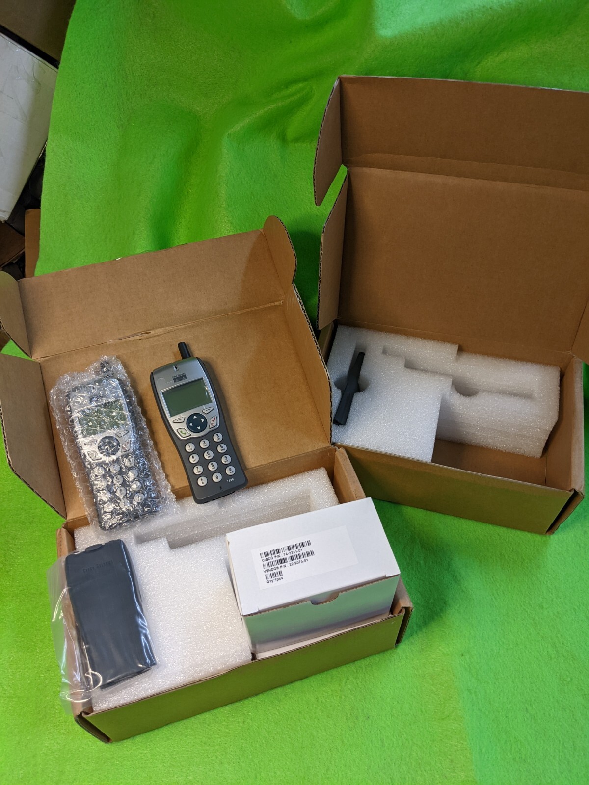 LOT OF 2 Cisco CP-7920-SW-K9-FCC Wireless with Battery NEW OPEN Box | eBay