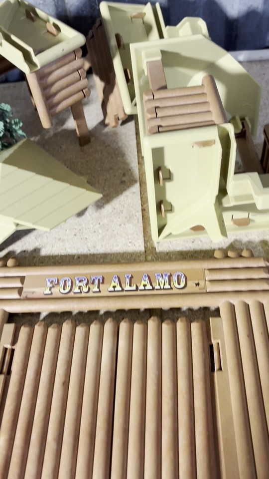 Vintage Fort Alamo Playset Parts | eBay