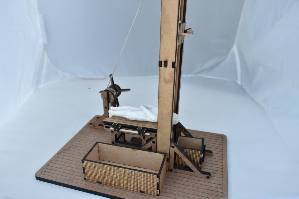 WORKING FRENCH REVOLUTION GUILLOTINE MODEL KIT | eBay