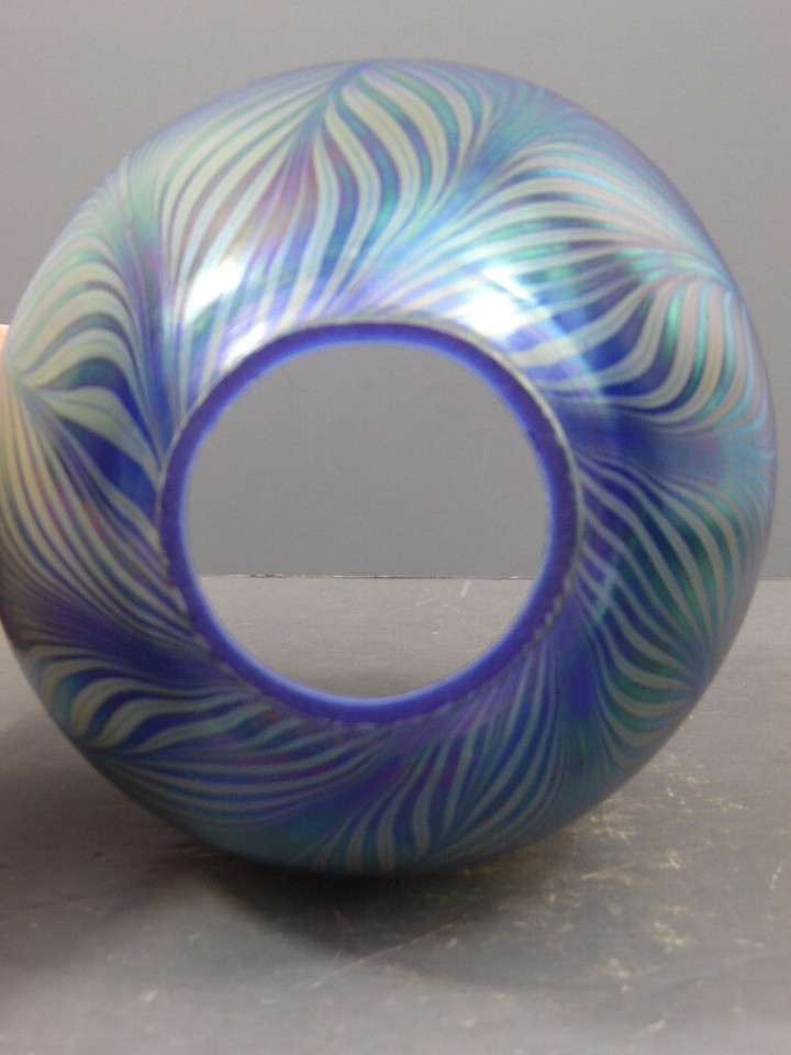 SIGNED VANDERMARK PULLED FEATHER ART GLASS ELECTRIC SHADE STRETCH ...