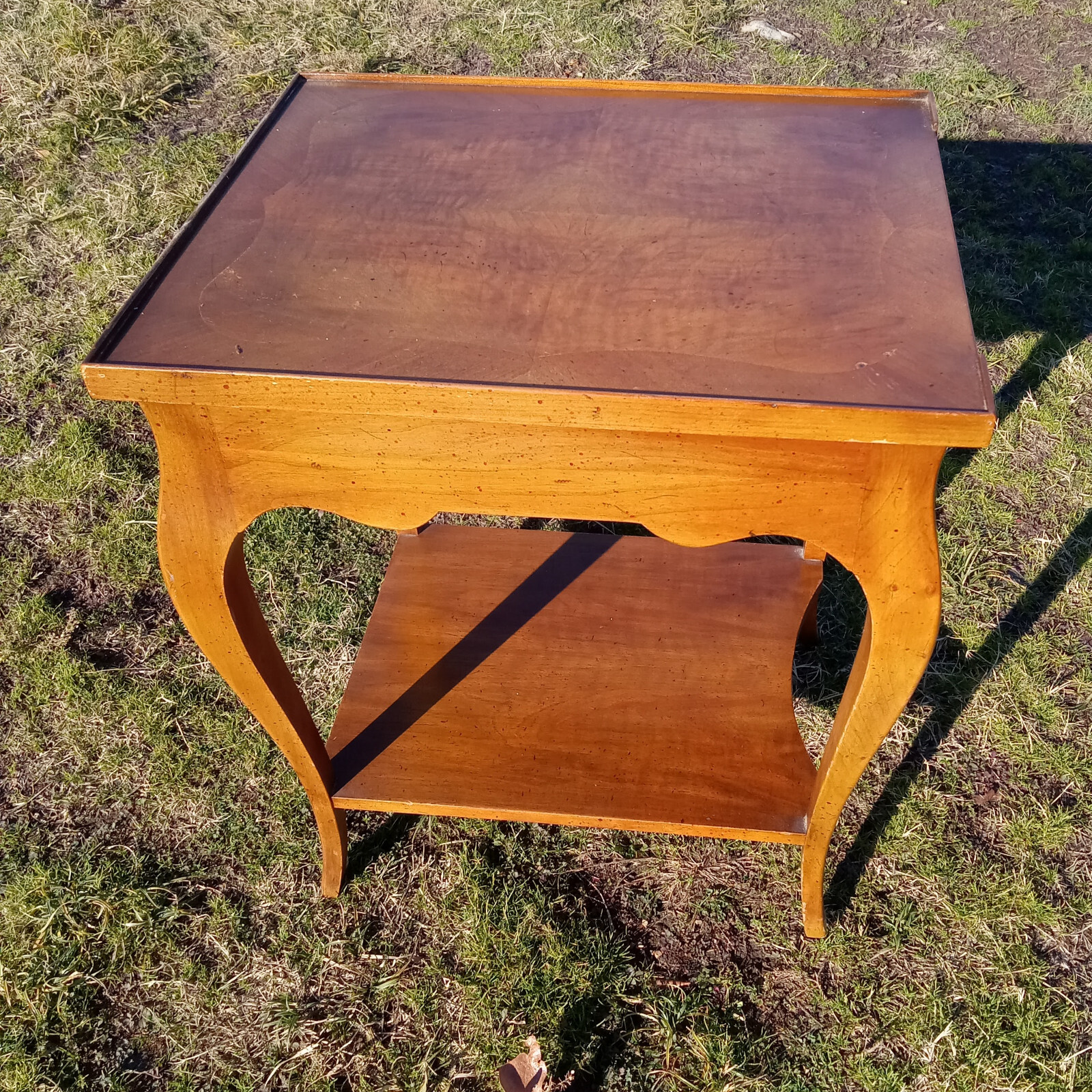 Mid Century Widdicomb / Berkey Book Matched Veneer Pecan End Table ...