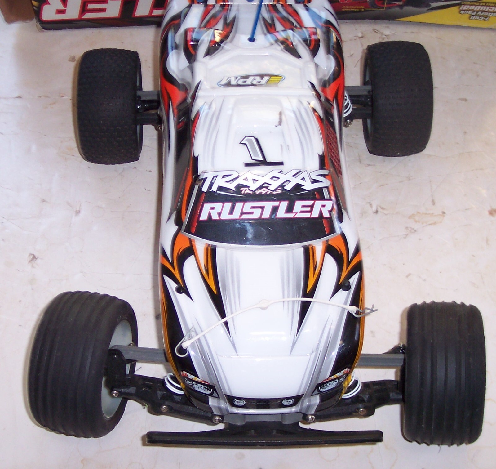 35-MPH TRAXXAS RUSTLER XL-5 2WD Stadium Truck with Radio, Charger Tools ...