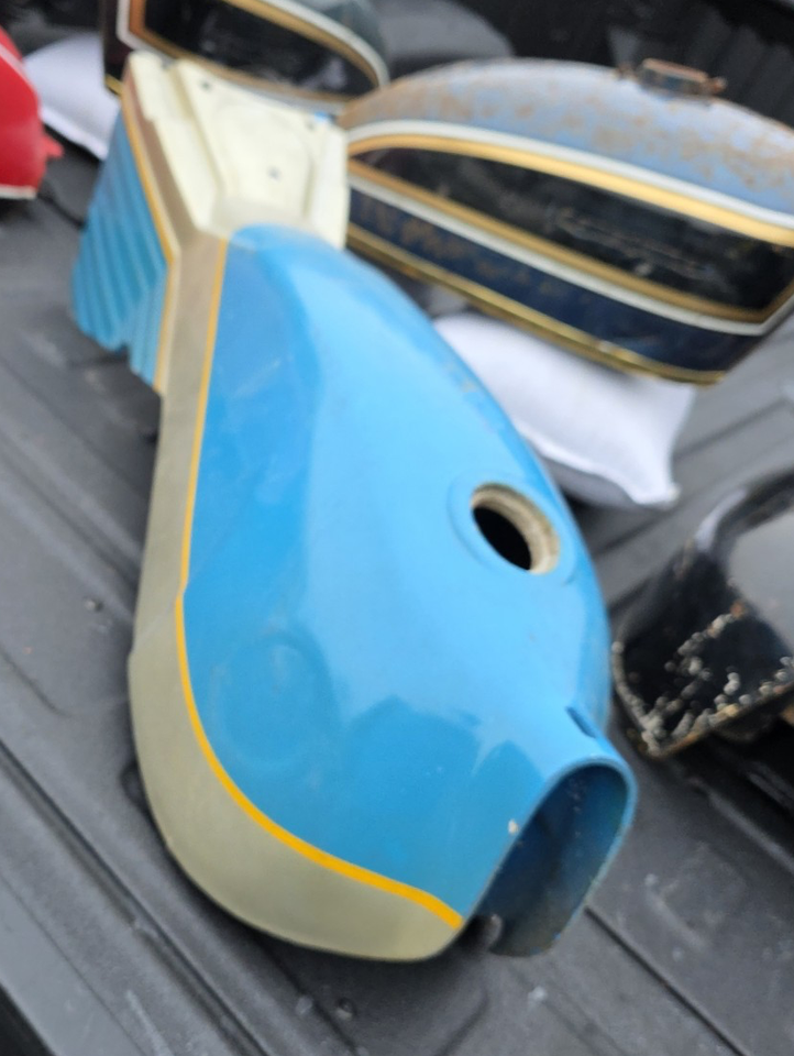 NOS VINTAGE BULTACO ALPINA MOTORCYCLE GAS TANK FIBERGLASS BLUE SILVER ...