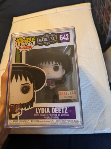 Lydia Deetz (Book) (Box Lunch Exclusive) Funko Pop With Hard Case Pop ...