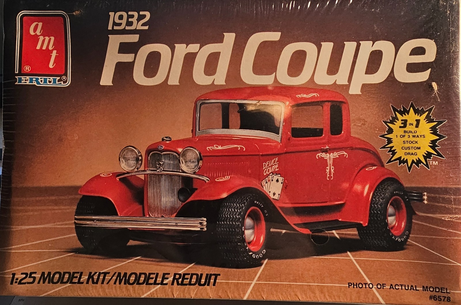 Vintage 1932 Ford Deuce Coupe AMT/ERTL - # 6578 - 1:25 - Model Kit ...