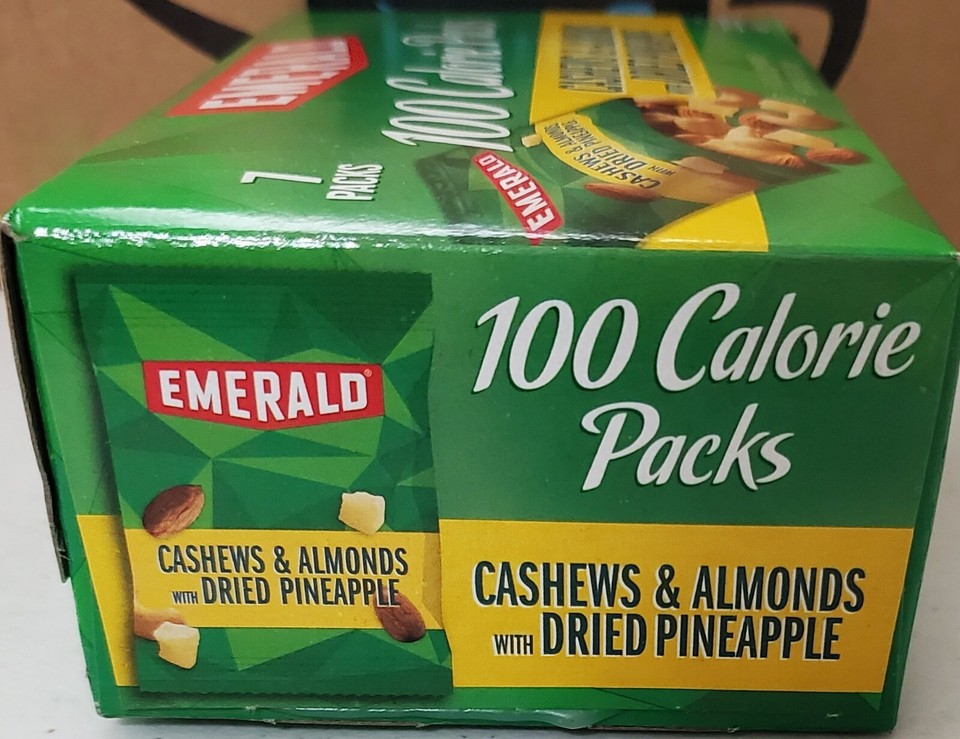 Emerald Cashew Almond Dried Pineapple 35ct Pack | Nut & Fruit Pantry ...