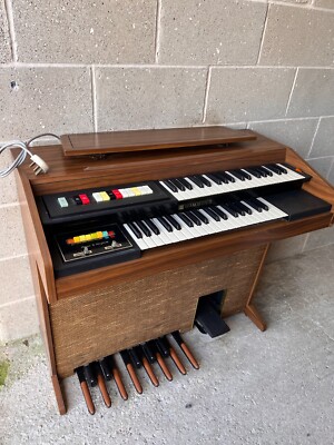 Rare Hammond Organ good condition 74 keys stage 2 rhythm generator with ...