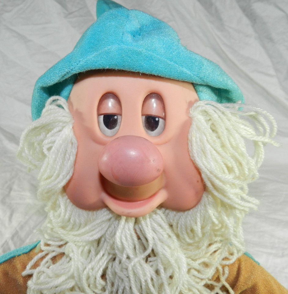 Copyright 1993 Mattel Sleepy Dwarf with Sleepy Eyes and Snoring Sound ...