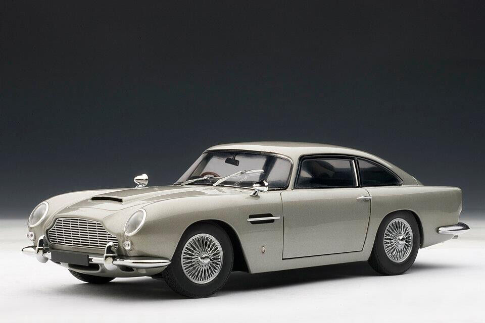 AUTOart Millenium Aston Martin DB5 1964 Silver 1:18 Scale AUTOart Millenium Aston Martin DB5 1964 Silver 1:18 Scale
