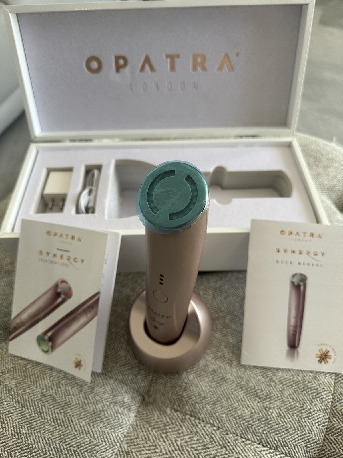 OPATRA SYNERGY Infra-Red Non surgical Face &Neck Lift Machine Brand ...