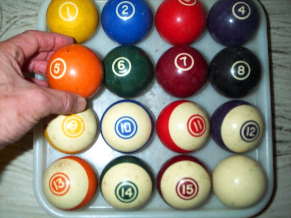 Vintage POOL TABLE BALLS 16pcs Billiard Ball Set 2-1/4" & Plastic ...