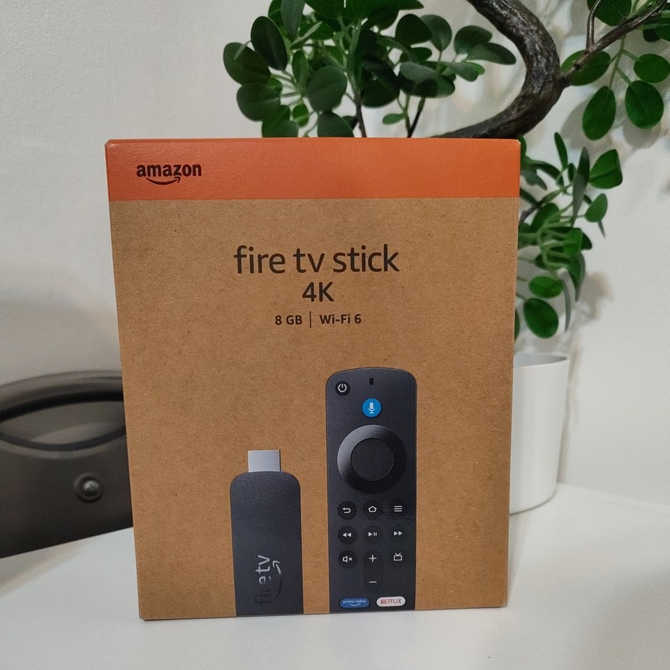 Amazon Fire TV Stick 4K UHD (Newest gen), Wi-Fi 6, Dolby Vision/Atmos ...