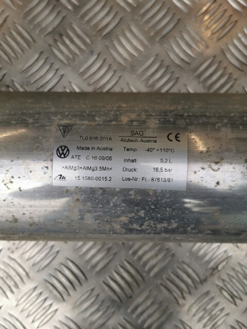 Audi Q7 S Line Air Suspension Canister Tank 7L0616201A 2008 for sale ...