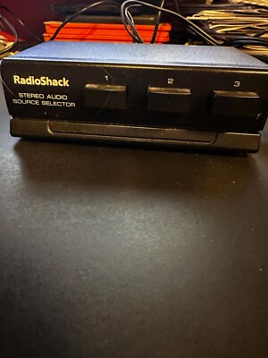 RadioShack 42-2112 Stereo Audio Source Selector/Control Center 42-2112 ...