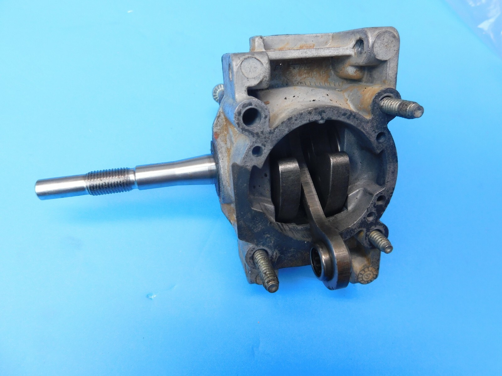 STIHL TRIMMER FS56RC KM56 FC56 CRANK SHAFT AND CRANK CASE --- BOX 761AA ...