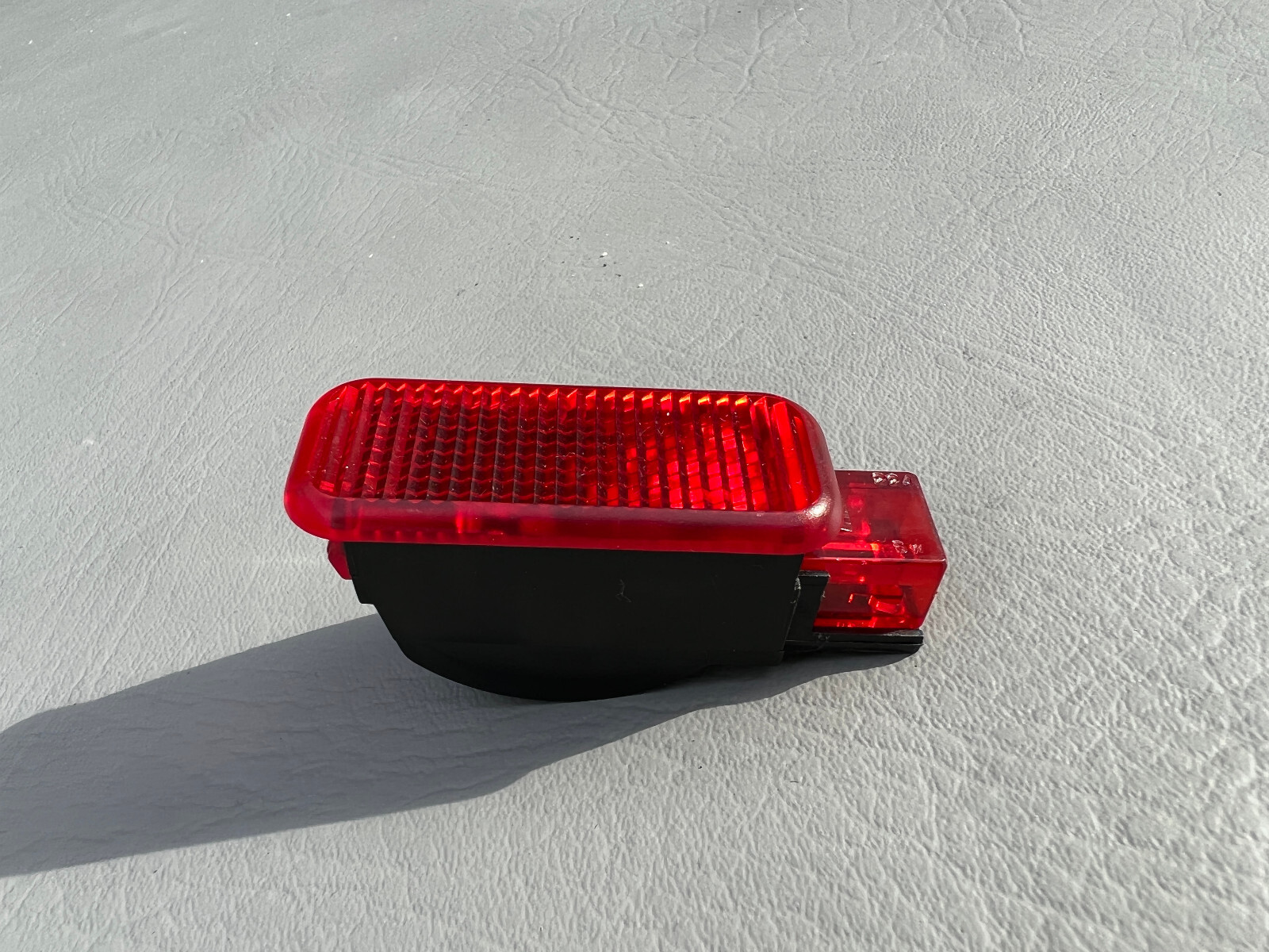 AUDI A3 A4 A5 A6 A7 A8 Q5 INTERIOR DOOR Panel Red REFLECTOR LIGHT ...