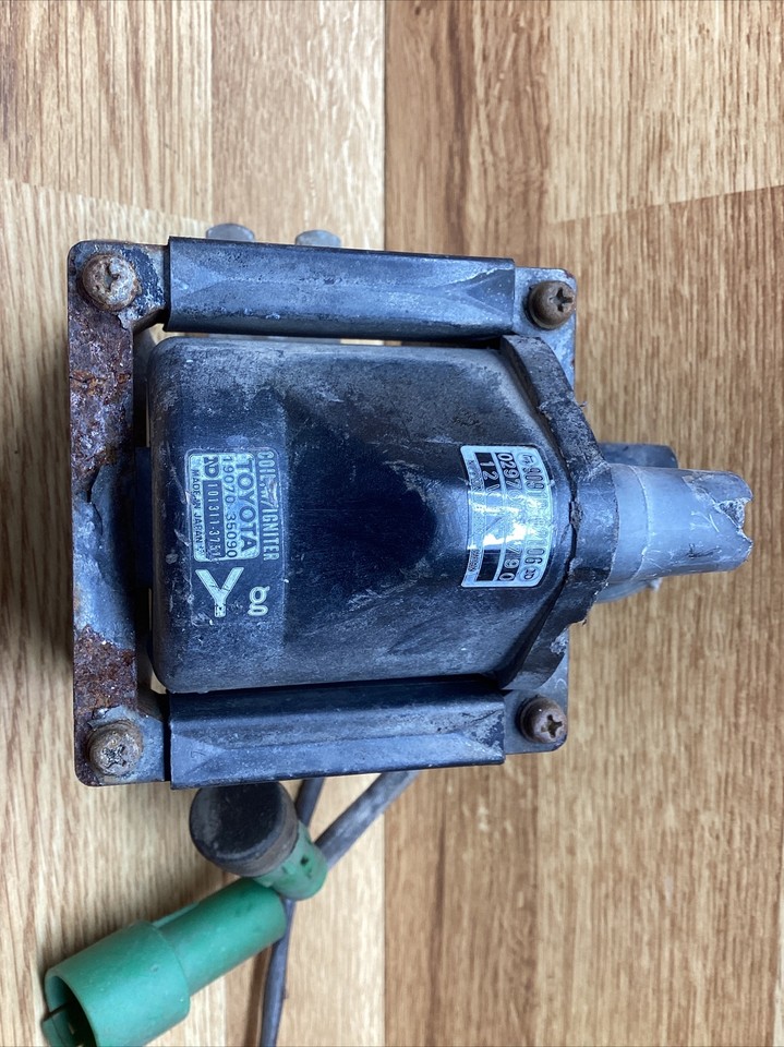 84-88 Toyota Pickup Truck 4Runner 22R Coil Ignitor Assembly Unit 19070 ...