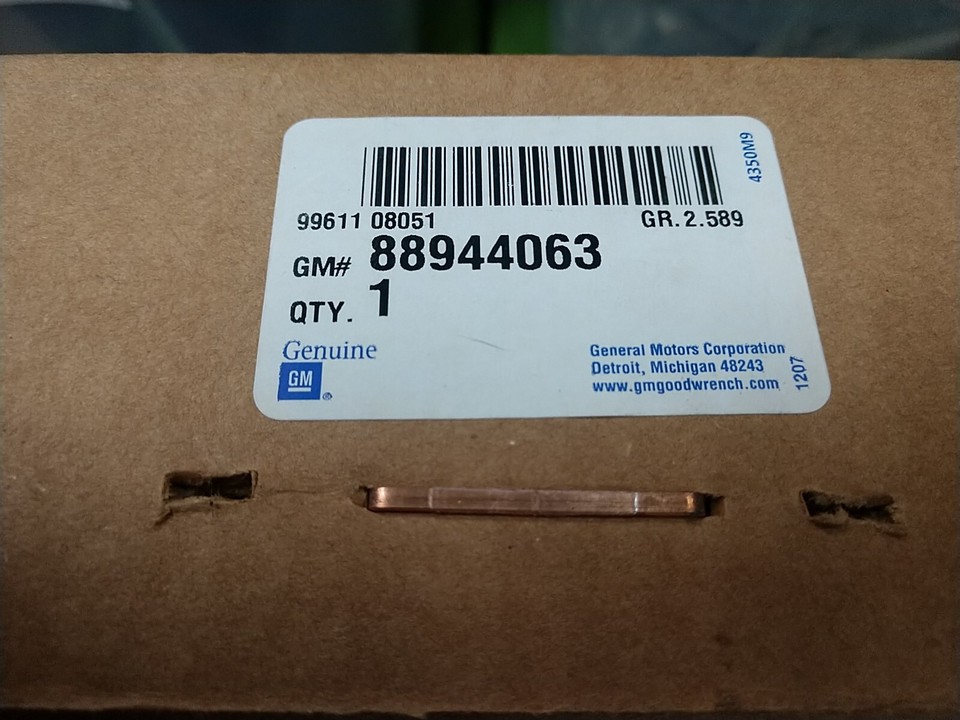 NEW OE Saab 9-7X Front Left Turn Signal Light Lens 88944063 | eBay