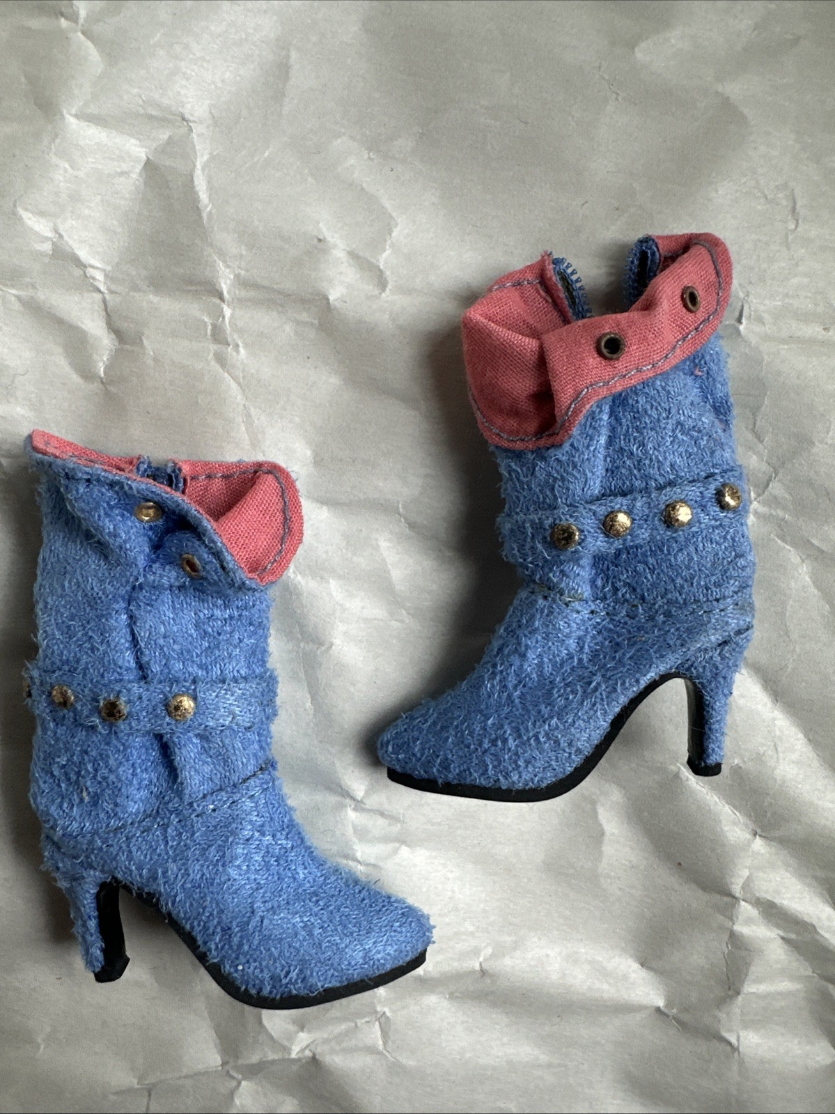 TONNER 2010 ELLOWYNE WILDE 16” DARK AND MOODY FASHION DOLL BLUE BOOTS ...