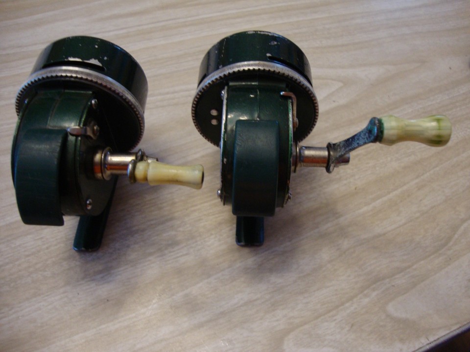 2 VINTAGE SHAKESPEARE WONDERCAST #1774 MODEL FC SPIN CASTING FISHING ...