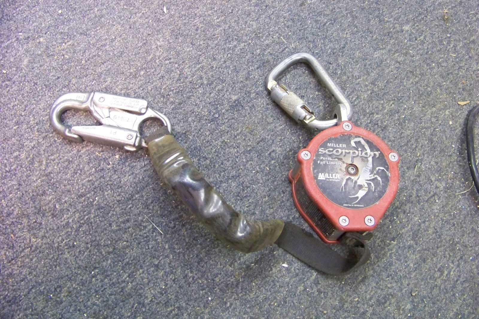 Miller Honeywell PFL-2/9FT 9' Scorpion Polyester Web Retract fall ...