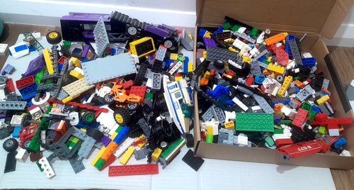 LEGO BULK LOT 2KG Lots of Pieces inc Figures | eBay