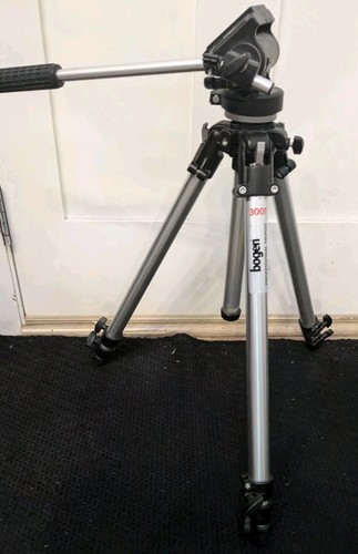 Bogen Manfrotto 3001 Professional Tripod w/ 3160 Head | eBay