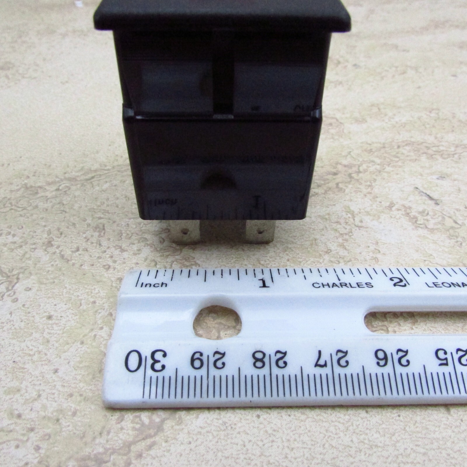 AIRPAX R21-62-30.0A-32440-2 Rocker Switch On/Off 30 Amp Circuit Breaker ...