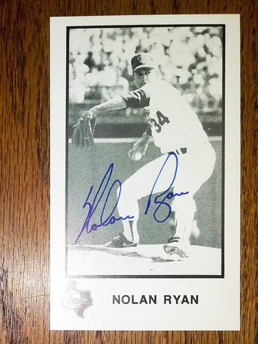 Nolan Ryan Texas Rangers HOF Autographed Signed 3x5 B/W Photo Postcard ...