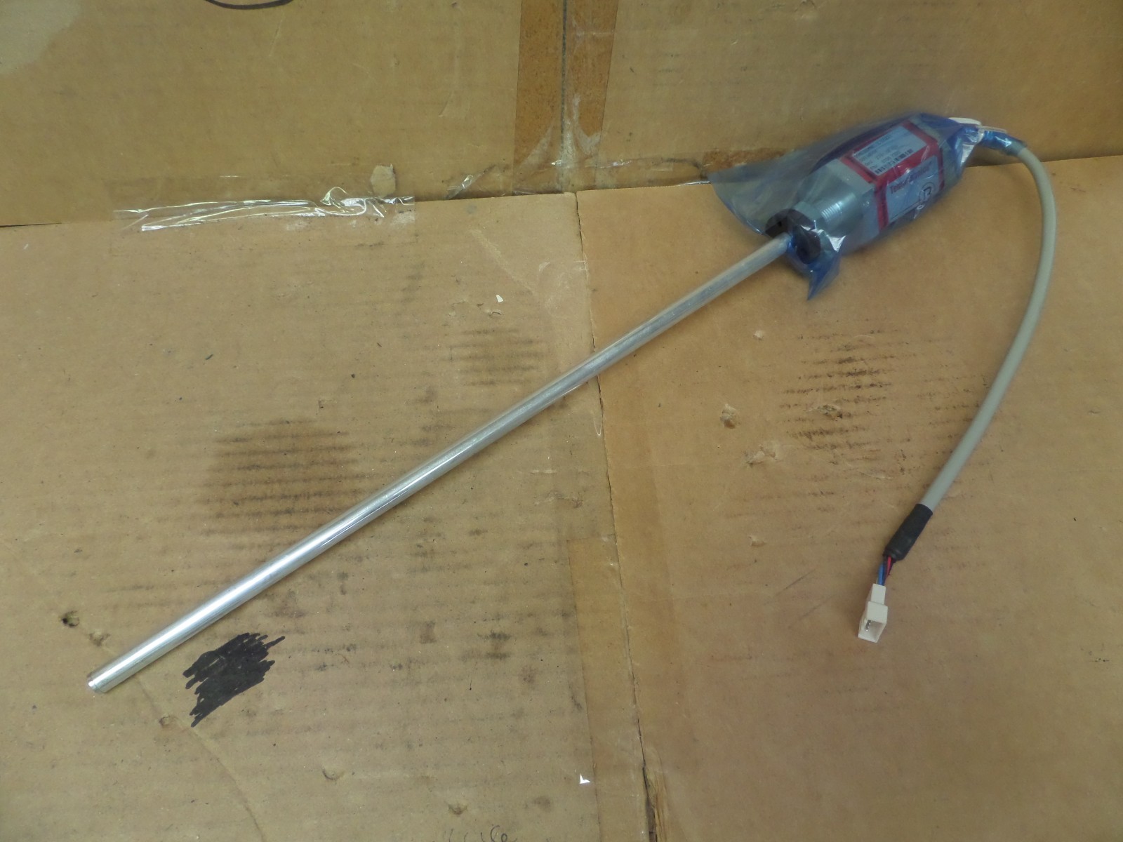 MTS Temposonics R-Series Sensor RAM0300MN011C105221 500 kBit/s 2781.02 ...