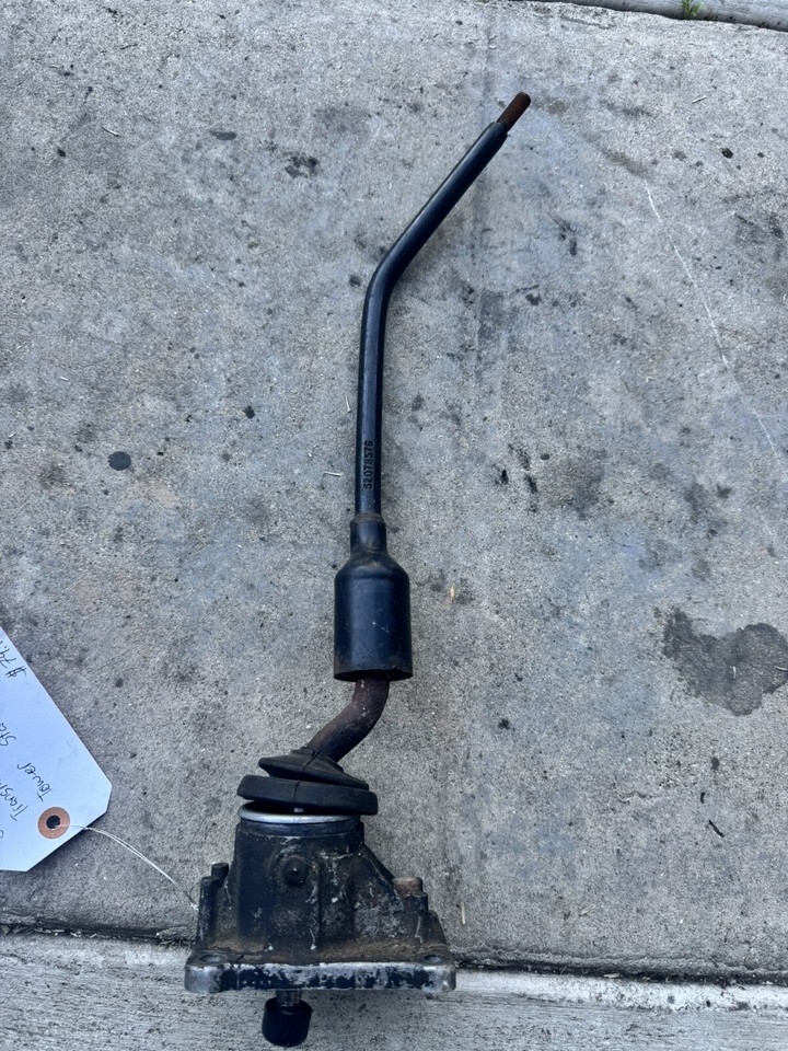 Jeep Wrangler Tj 97-02 AX5 Transmission Shift Lever Stalk Tower OEM ...