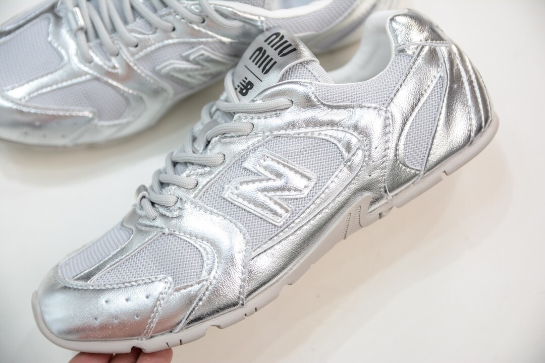 New Miu Miu x New Balance 530 SL Series Women's Size Silver New Miu Miu x New Balance 530 SL Series Women's Size Silver