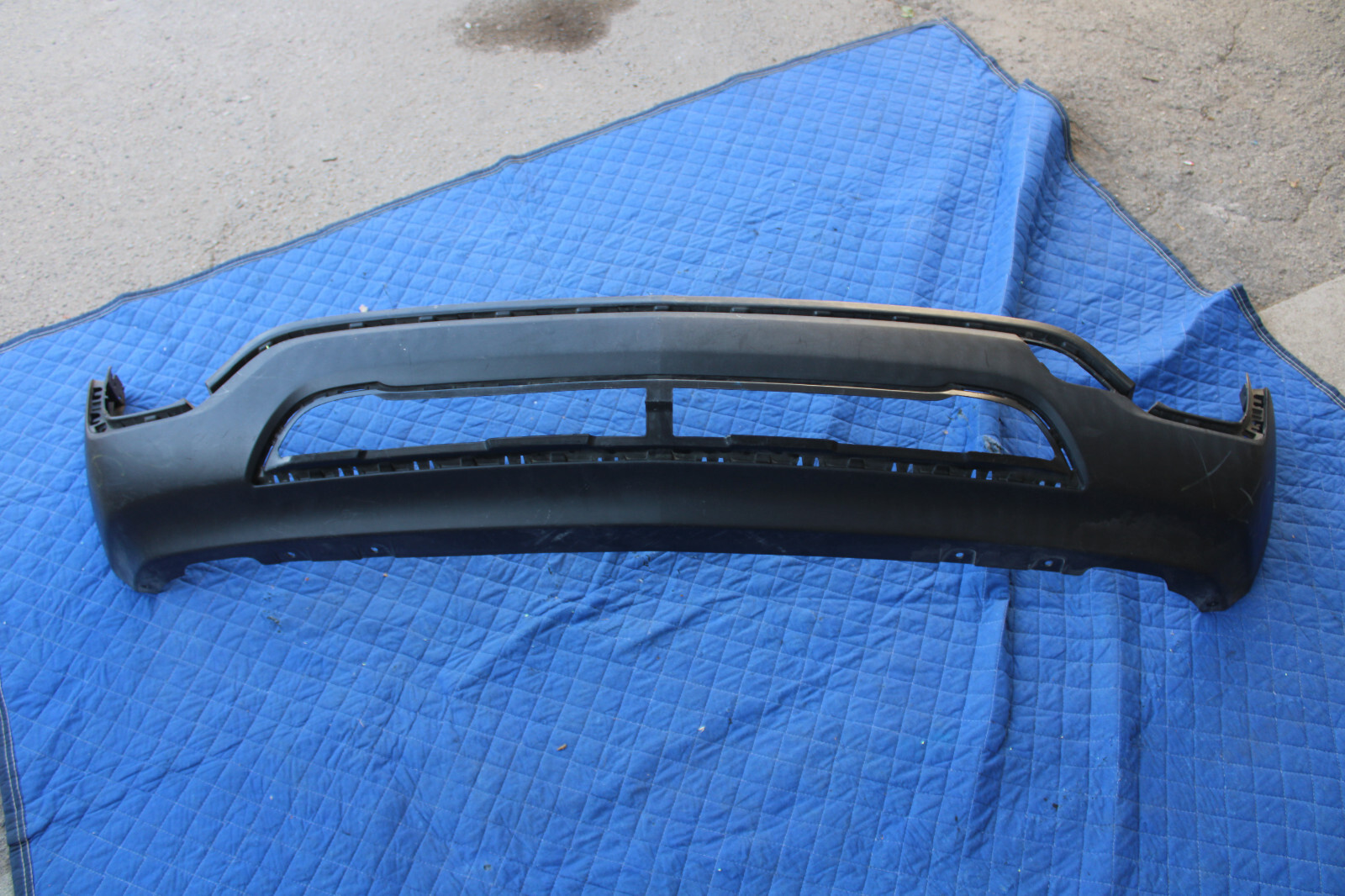 17-22 CHEVY TRAX REAR BUMPER VALANCE DIFFUSER MOLDING ORIGINAL GENUINE ...