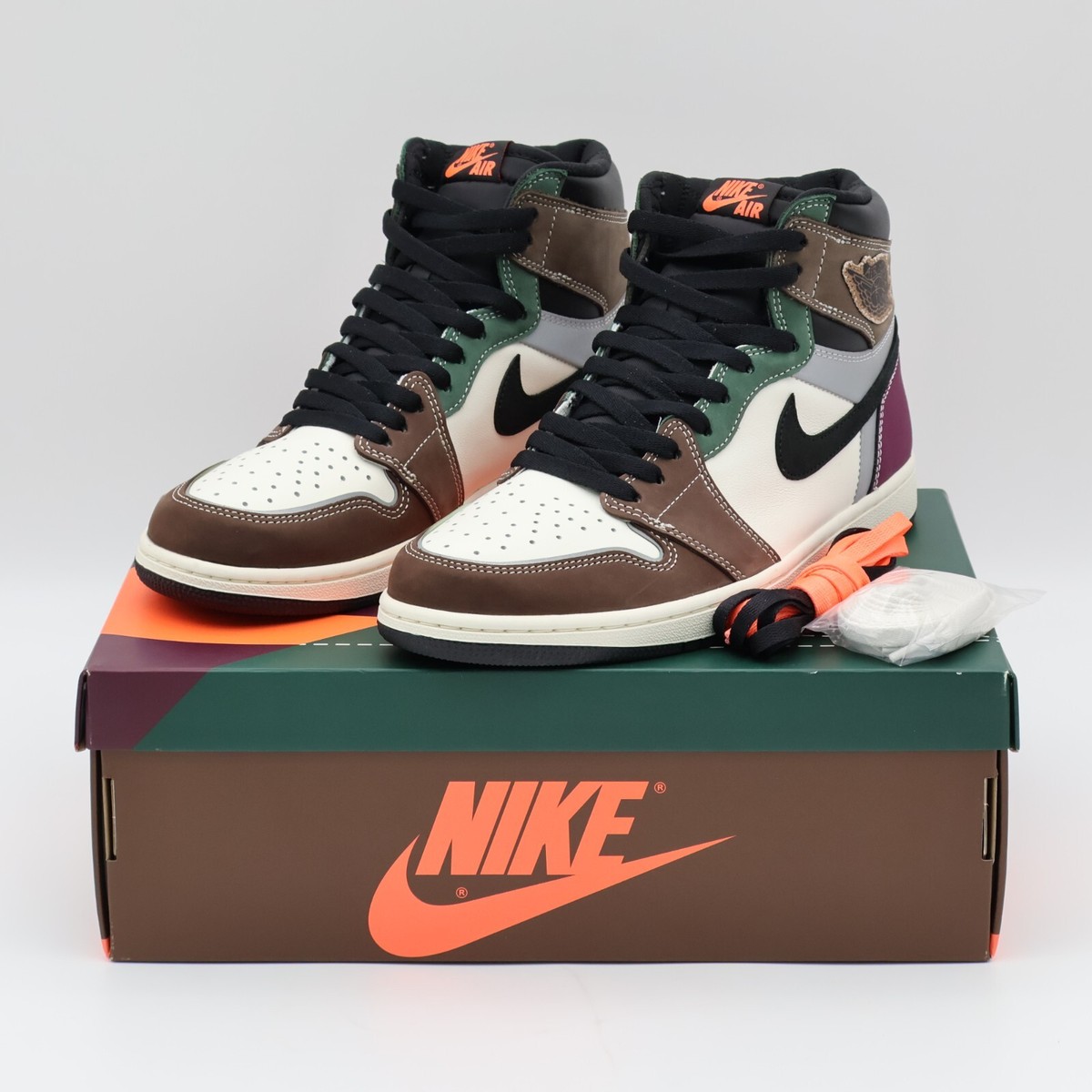DH3097-001 Nike Air Jordan 1 Retro High OG Hand Crafted DH3097-001 Nike Air Jordan 1 Retro High OG Hand Crafted