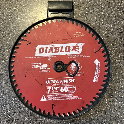 Diablo D0760R 7-1/4" 60 Teeth Ultra Finish Blade 5/8" Arbor Wet Lumber ...