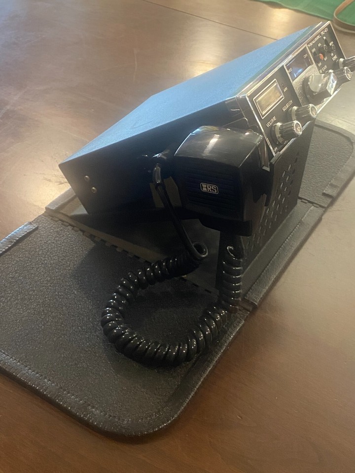 Vintage Realistic TRC-427 40 Channel CB Radio Transceiver Hump Mount ...