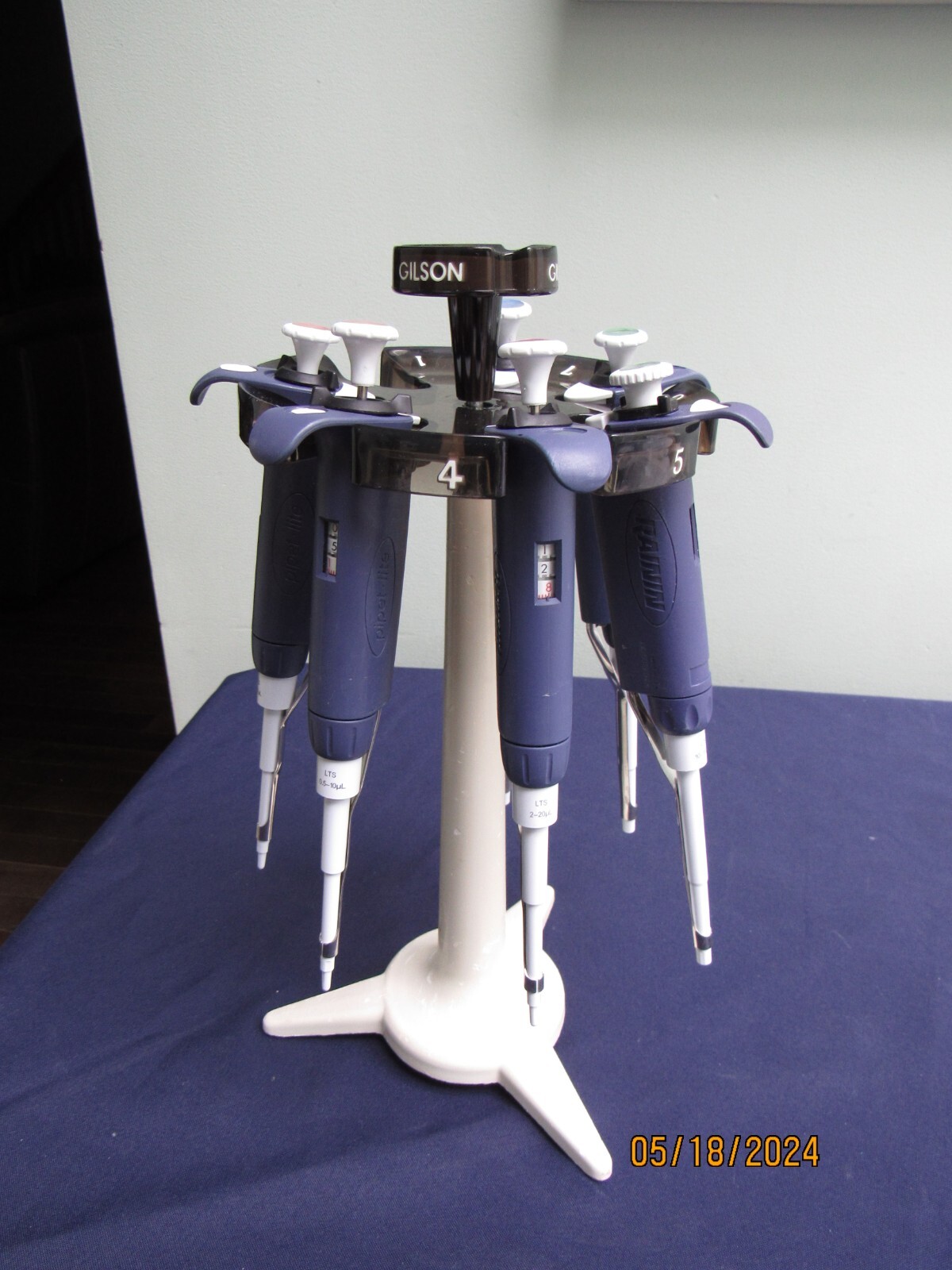 set of 6 Rainin Pipet-Lite LTS Pipettes with Stand L2 - L1000, 0.1uL ...