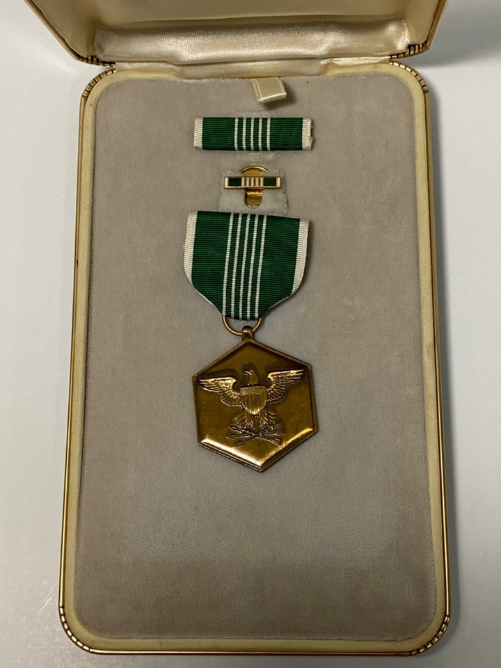 U.S. ARMY, COMMENDATION MEDAL, RIBBON, LAPEL PIN, ARCOM, NAMED | eBay