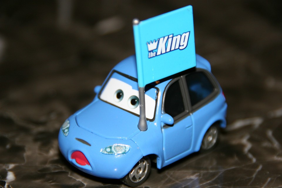 DISNEY PIXAR CARS "MATTHEW 'TRUE BLUE' McCREW" NEW IN PACKAGE, SHIP WW ...
