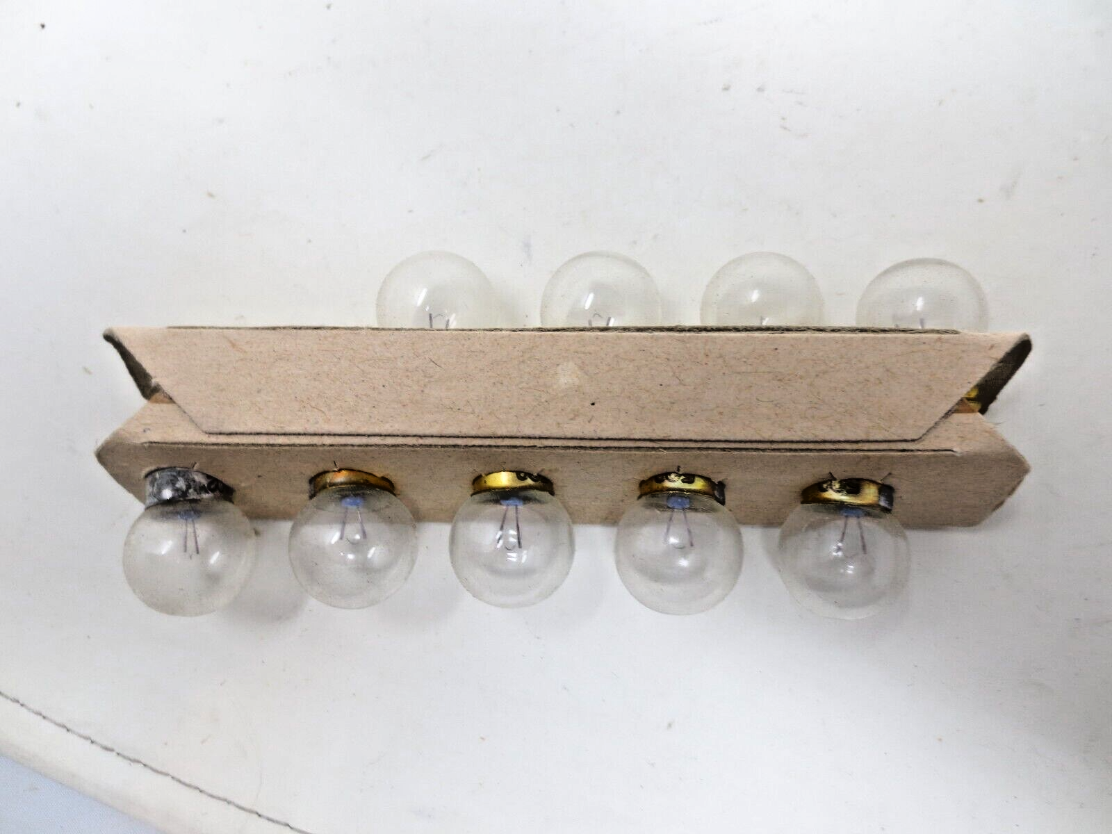 SYLVANIA 502 MINIATURE LAMP BULBS -QTY OF 9 | eBay