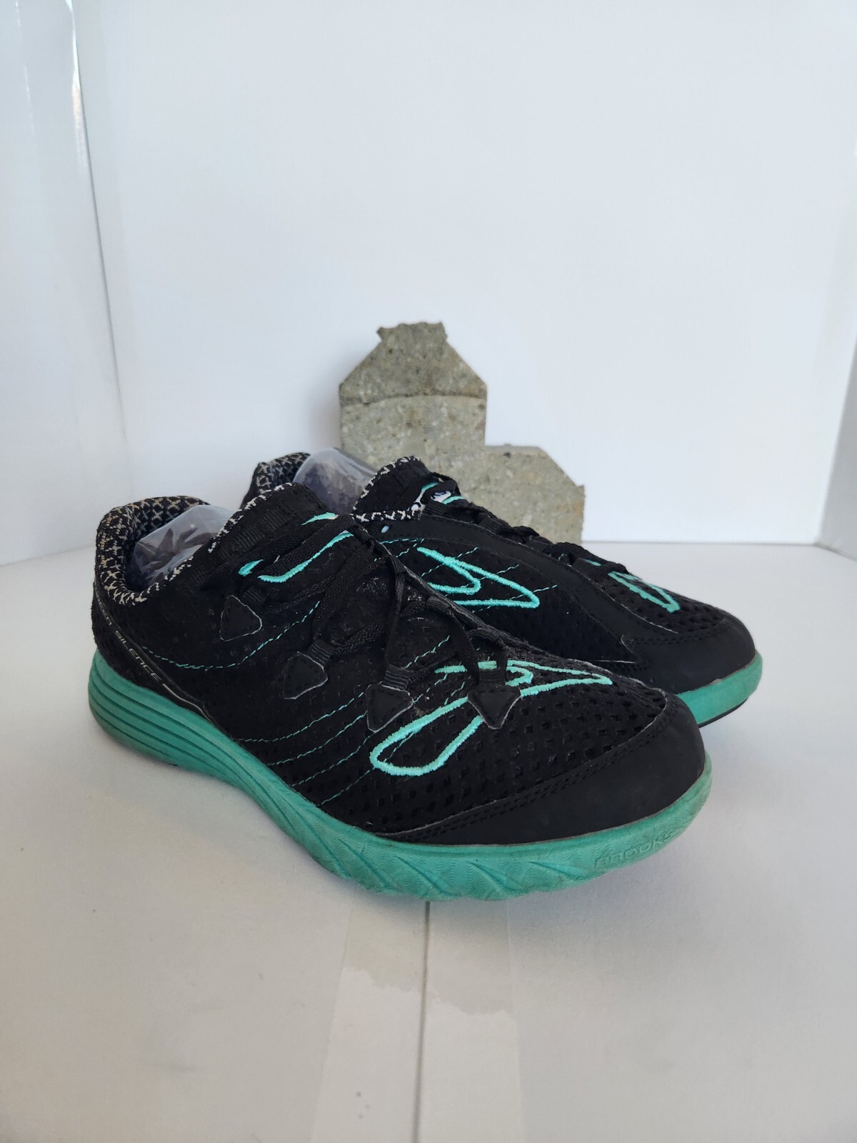 Women's Brooks Green Silence Running Shoes Sneakers Size 7.5 | eBay